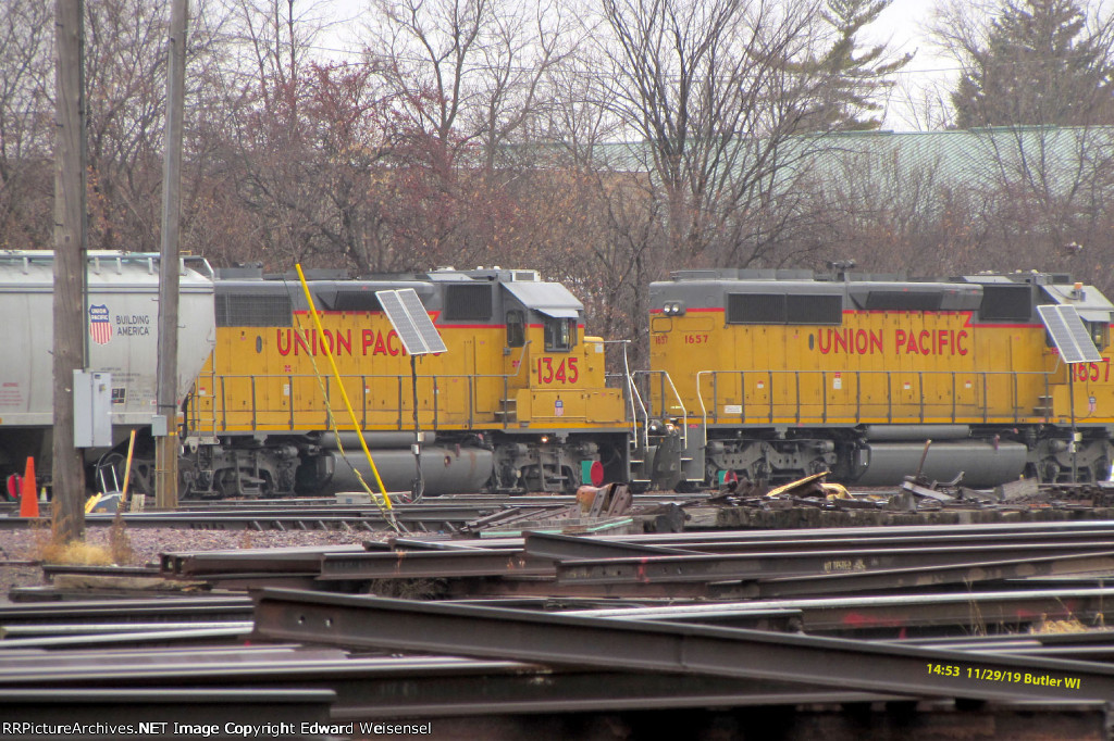 yard or local power south of Hampton Av.